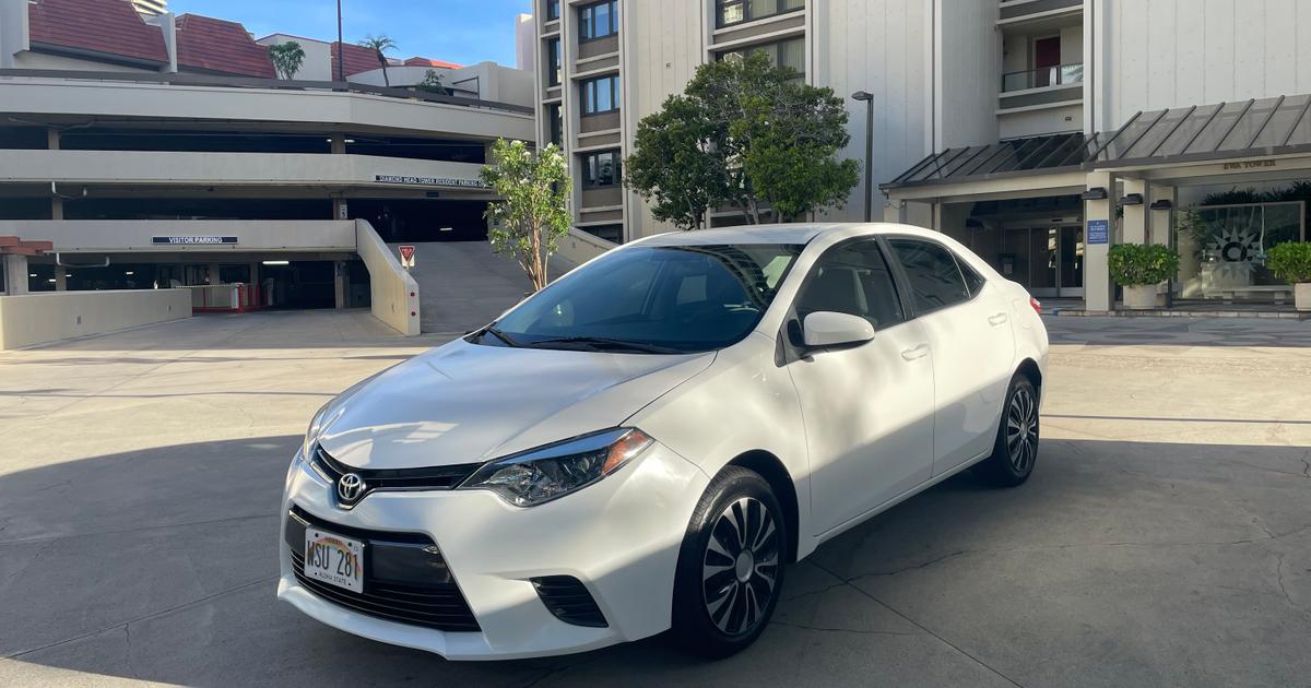 Toyota Corolla 2015 rental in Honolulu, HI by Jeffrey W. | Turo