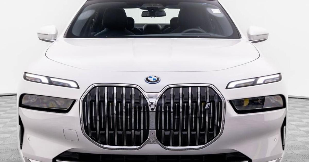 BMW i7 2024 rental in Naperville, IL by Triumph C. | Turo