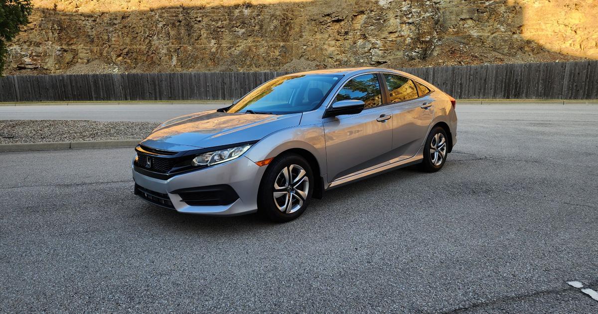 Honda Civic 2017 rental in Louisville, KY by Eric K. | Turo