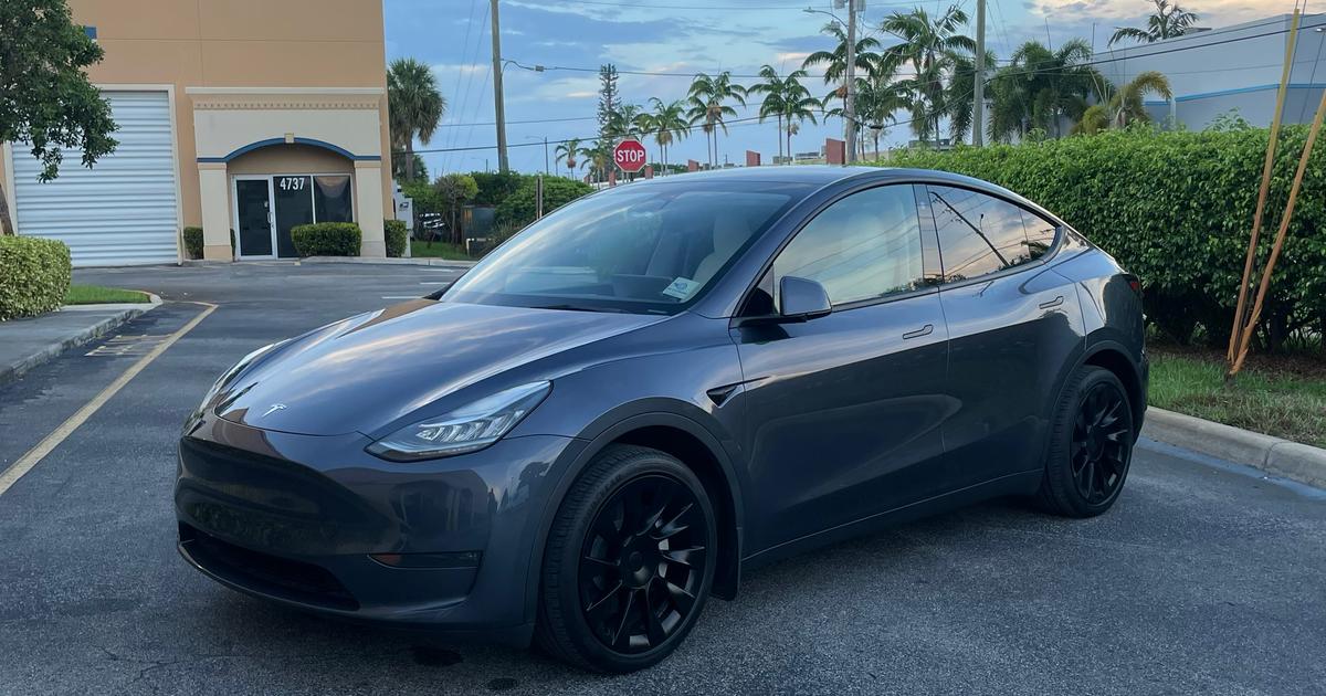 Tesla Model Y 2023 rental in Oakland Park, FL by Kamila | Turo