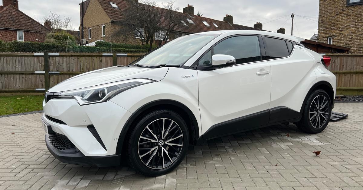 Toyota C-HR 2017 rental in Morden, GBR by Ashraaf H. | Turo