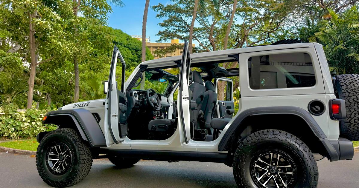Jeep Wrangler 2025 rental in Honolulu, HI by Edge of Earth | Turo