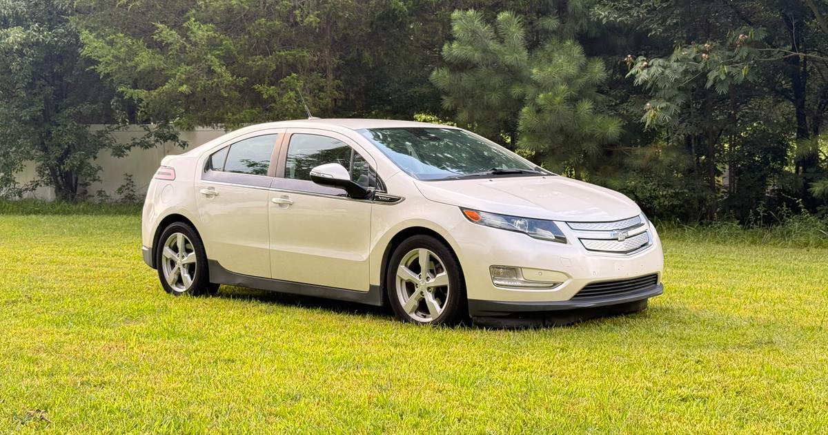 Chevrolet Volt 2013 rental in Concord, NC by Ignatiy N. | Turo