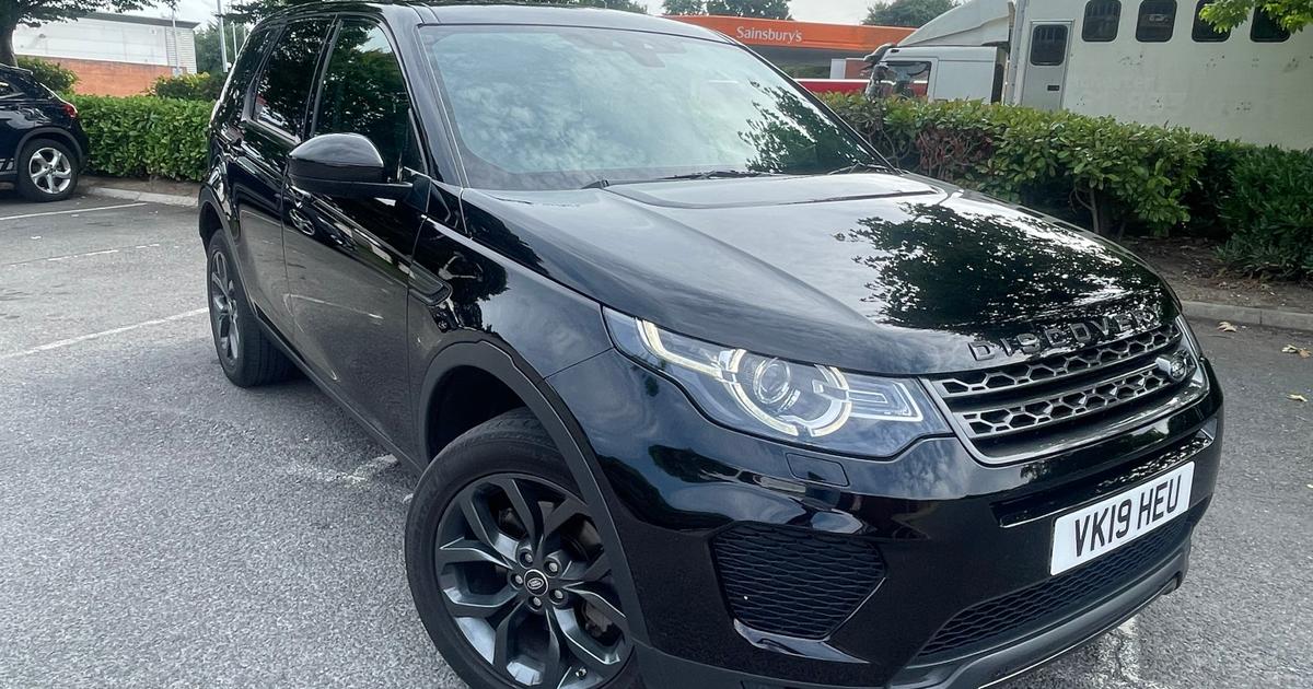 Land Rover Discovery Sport 2019 rental in Hayes, ENGLAND by Aadil S. | Turo