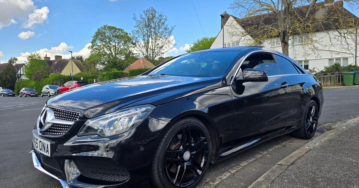 Mercedes-Benz E-Class 2015 rental in London, ENGLAND by Courtney S. | Turo