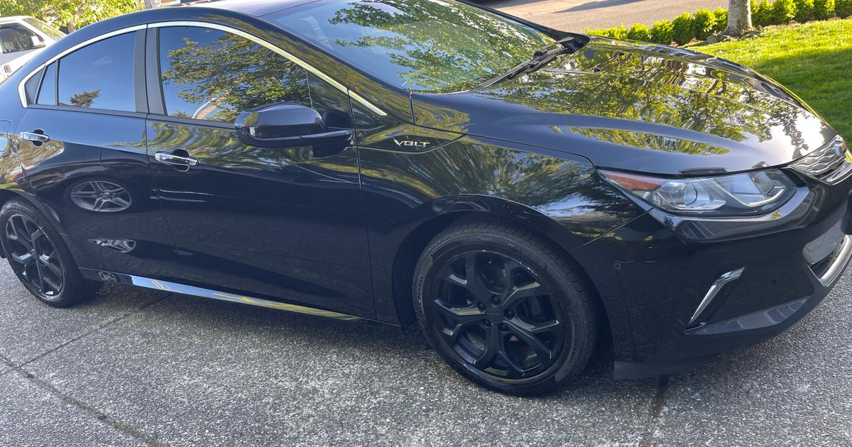 Chevrolet Volt 2016 rental in Newcastle, WA by Kisean N. | Turo