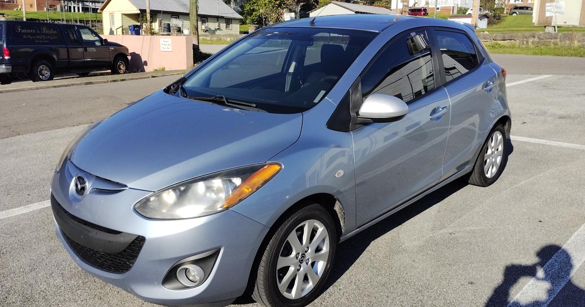 Mazda Mazda2 2013 rental in Gate City, VA by Noah | Turo