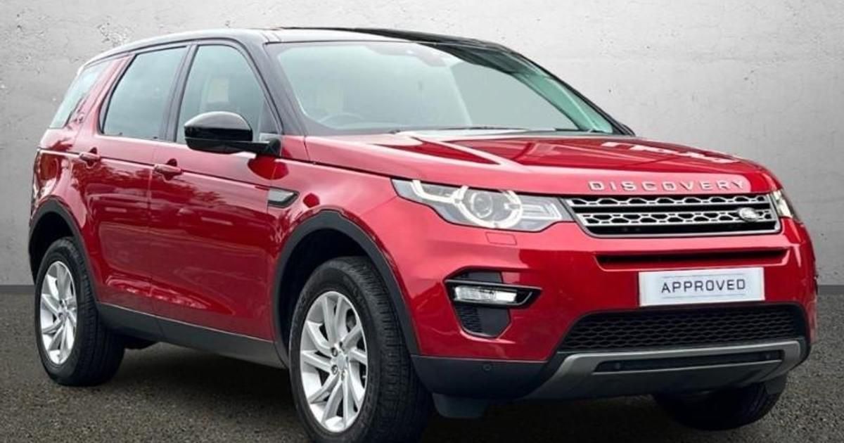 Land Rover Discovery Sport 2017 rental in Erith, England by Amerta A ...