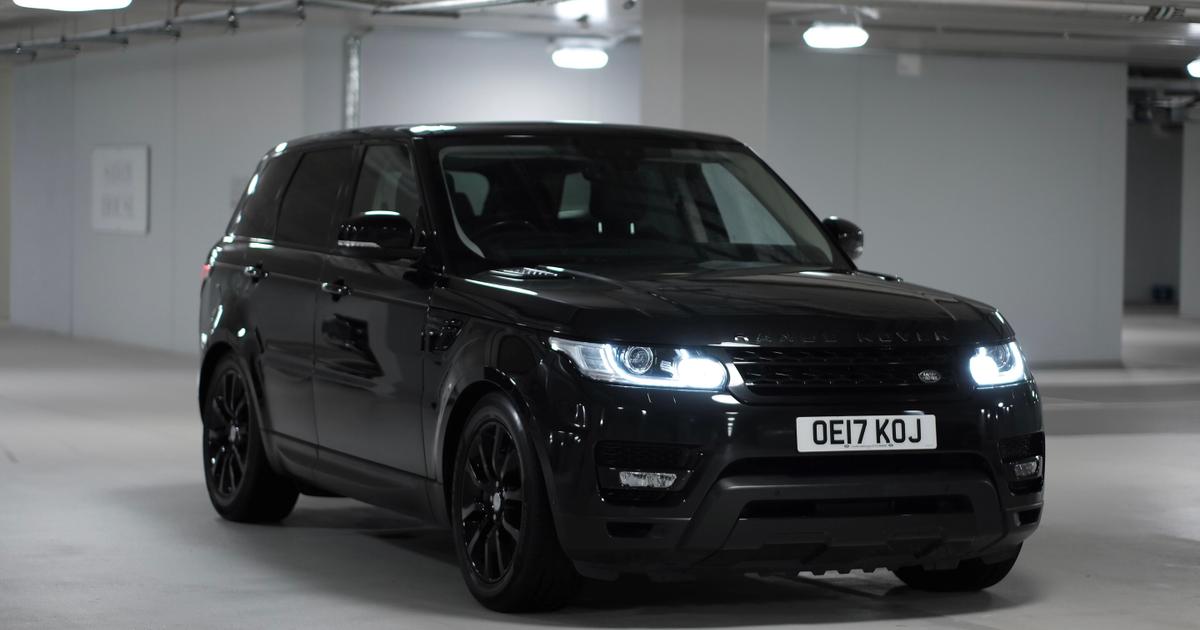 Land Rover Range Rover Sport 2017 rental in London, GBR by Ziyao L. | Turo
