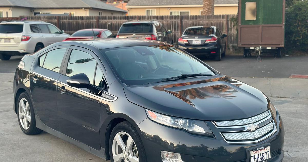 Chevrolet Volt 2014 rental in Hayward, CA by Rashad | Turo