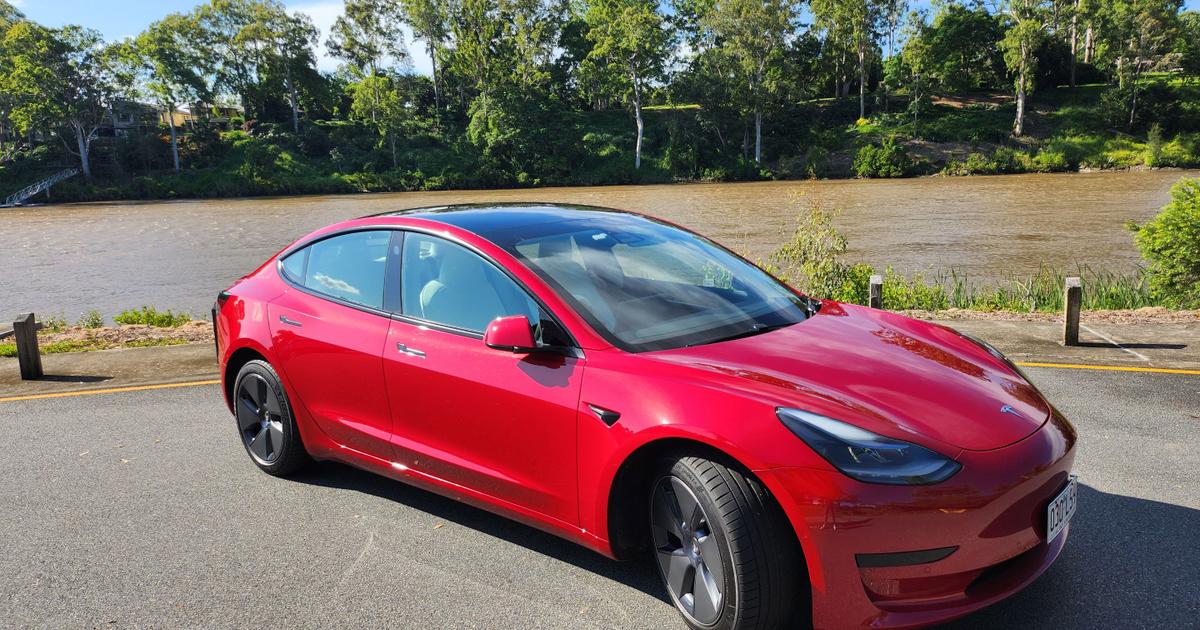 Tesla MODEL 3 2021 rental in Kenmore, QLD by Deborah T. | Turo