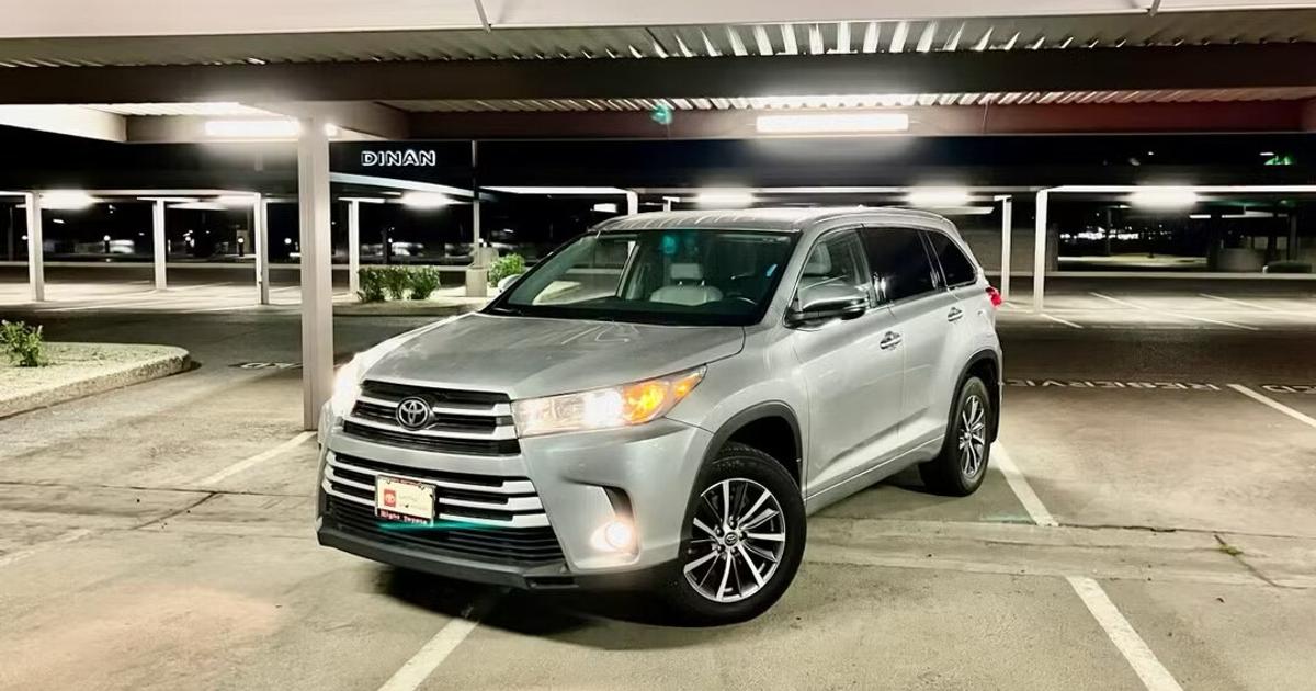 Toyota Highlander 2018 rental in Phoenix, AZ by Tiffany N. | Turo