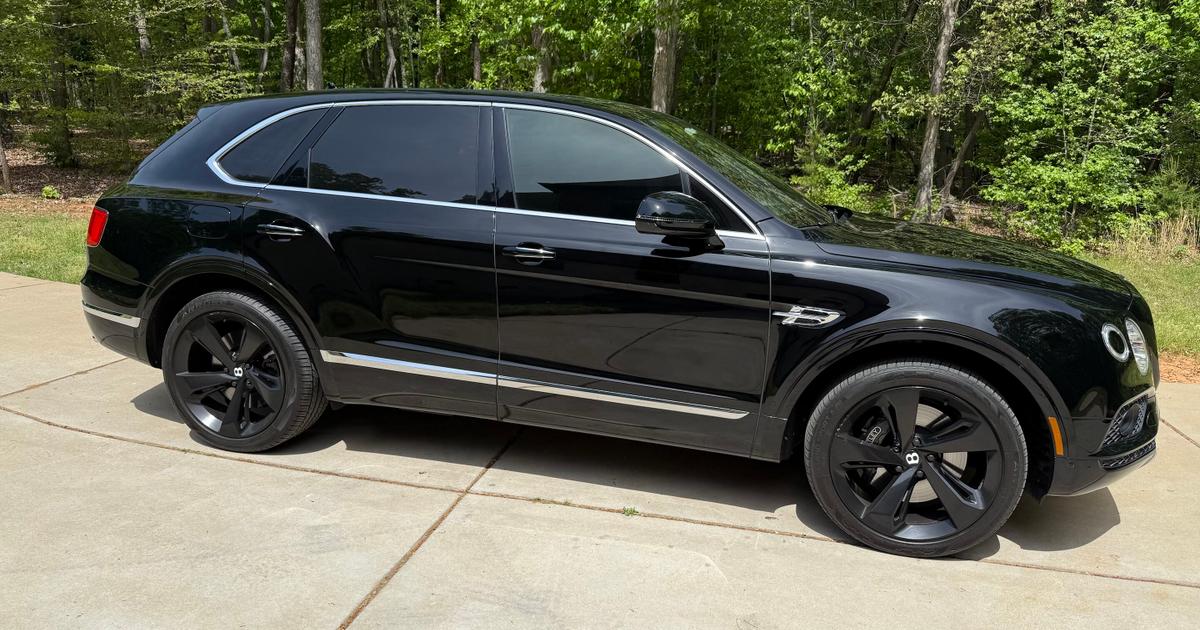 Bentley Bentayga 2018 rental in Greensboro, NC by Dr. Casey | Turo