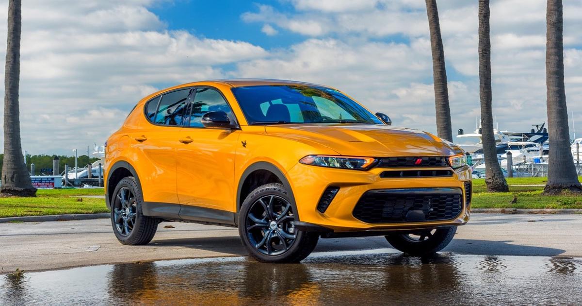 Dodge Hornet 2023 rental in Miami, FL by RichBert Car Rental . | Turo