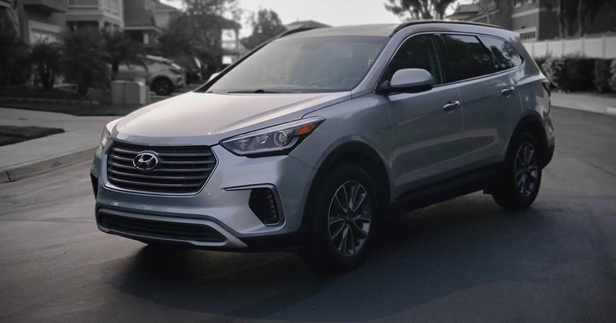 Hyundai Santa Fe 2017 rental in Vista, CA by Andrey | Turo