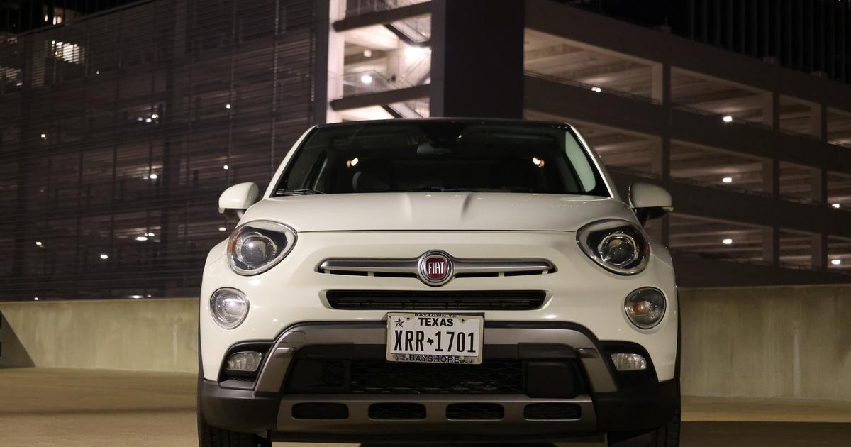 FIAT 500X 2018 rental in Austin, TX by JIACHEN | Turo