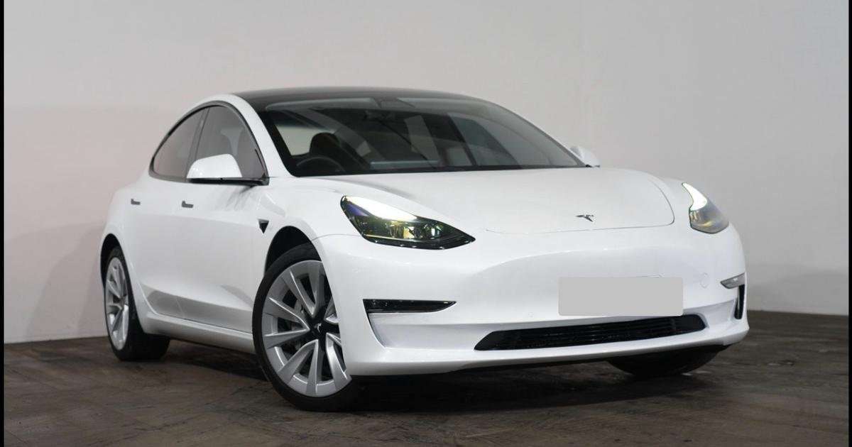 Tesla MODEL 3 2021 rental in Brisbane, QLD by Kaitaia C. | Turo