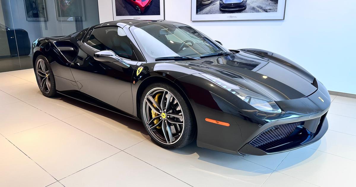 Ferrari 488 Spider 2018 rental in Tampa, FL by Zachary | Turo