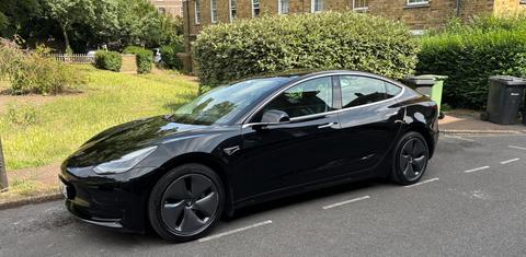 Tesla Model 3 2020 rental in London, ENGLAND by Daniel D. | Turo