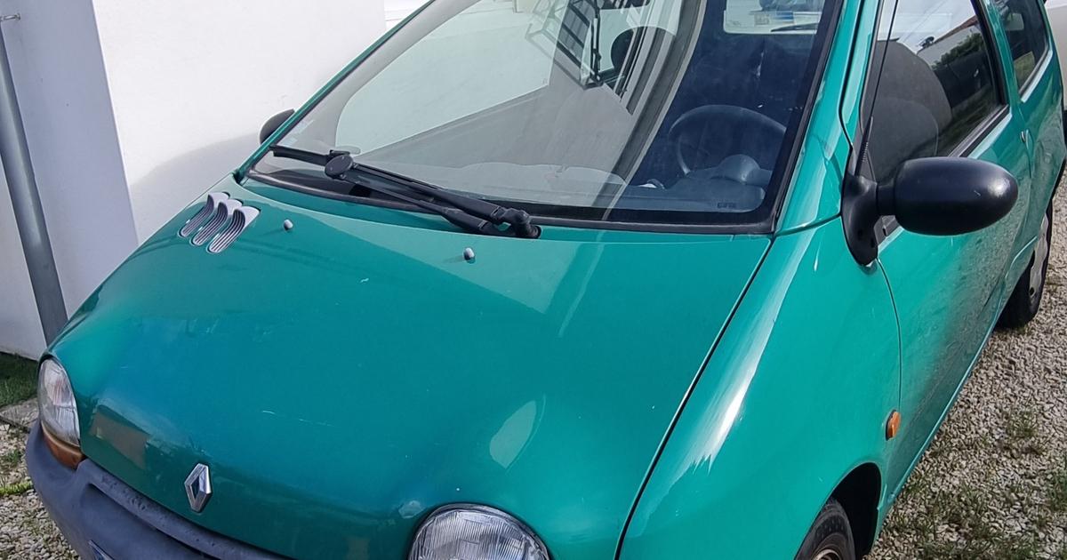 RENAULT TWINGO 1996 rental in Saujon, NOUVELLE-AQUITAINE by Xavier F ...