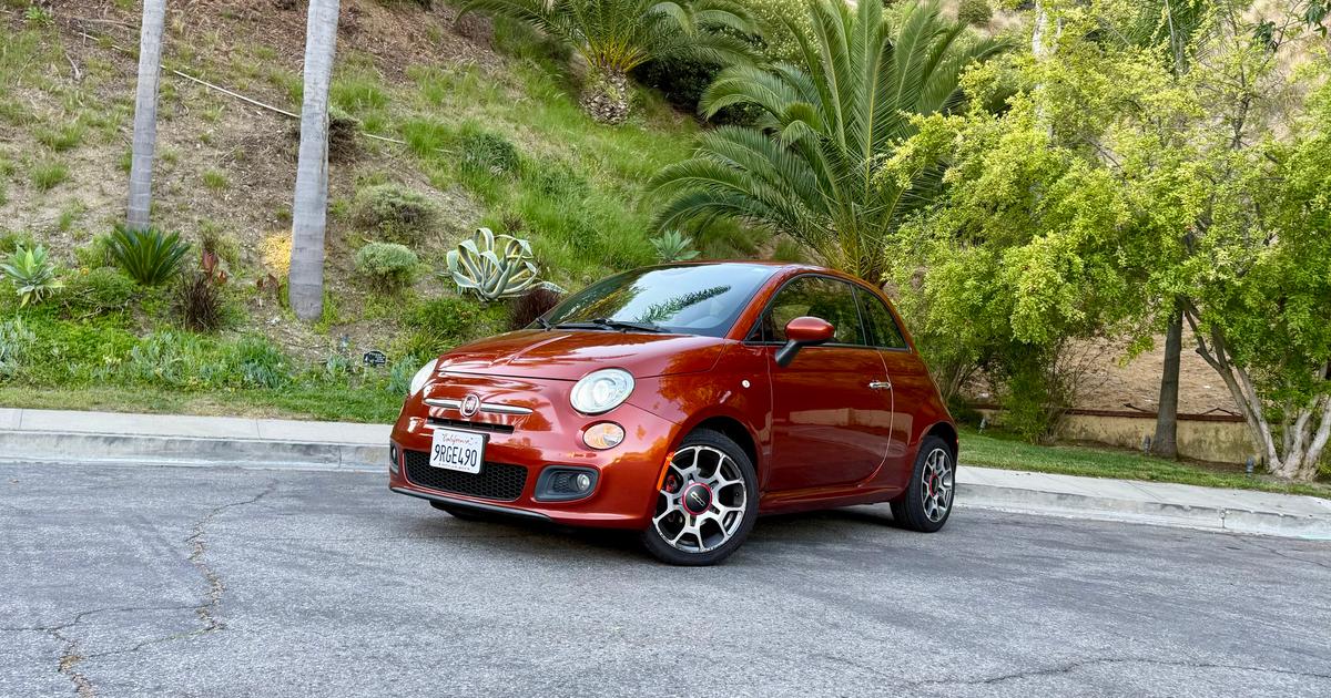 FIAT 500 2015 rental in Los Angeles, CA by Suren’s Car Rentals | Turo