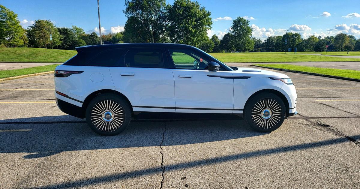 Land Rover Range Rover Velar 2021 rental in Berea, OH by Kev B. | Turo