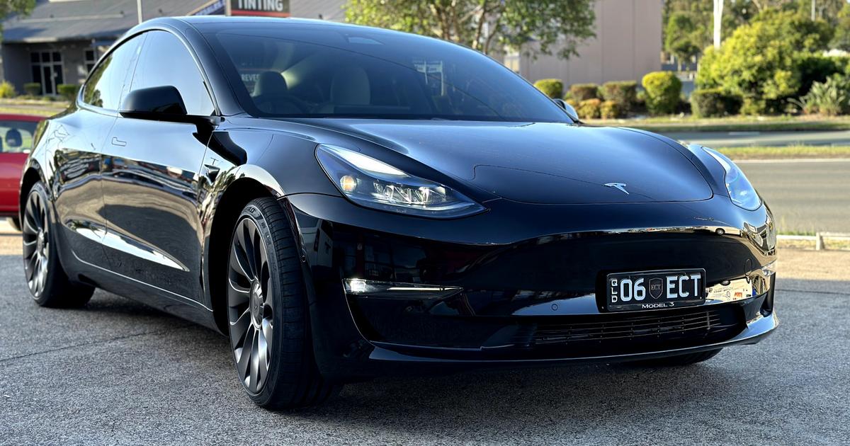 Tesla MODEL 3 2022 rental in Calamvale, QLD by Zeshan A. | Turo