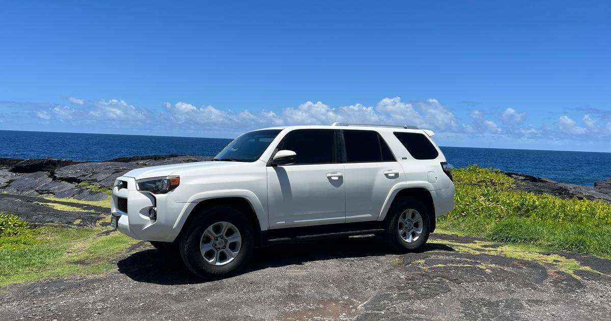 Toyota 4Runner 2016 rental in Mountain View, HI by Courtney | Turo