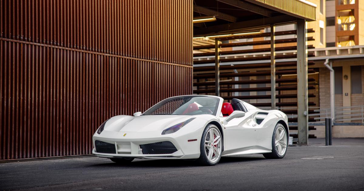 Ferrari 488 Spider 2017 rental in Tempe, AZ by Chen | Turo