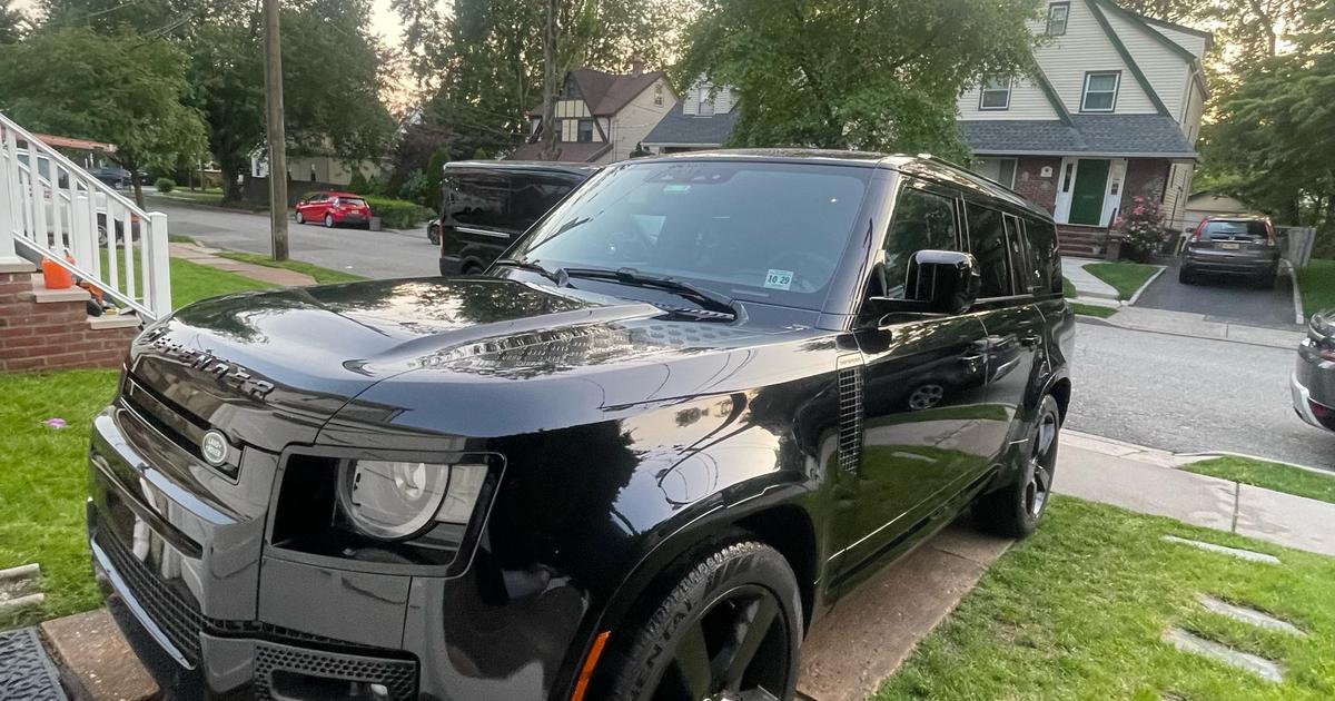 Land Rover Defender 2024 rental in Teaneck, NJ by Laura | Turo