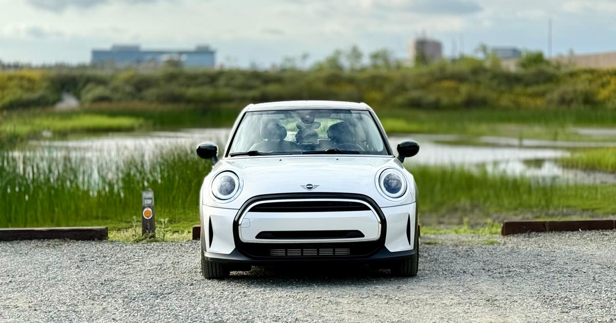 MINI Hardtop 4 Door 2022 rental in Irvine, CA by Han Z. | Turo