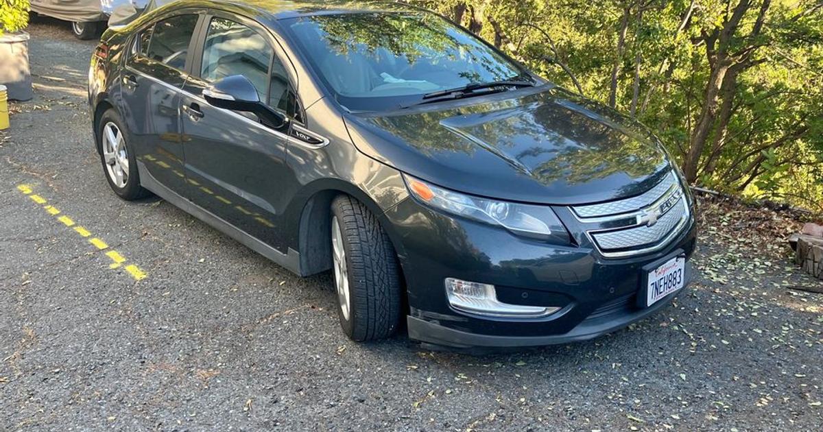 Chevrolet Volt 2015 rental in Mountain View, CA by Long N. | Turo