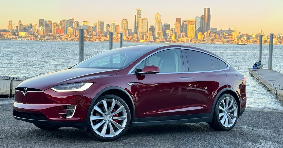 Tesla Model X 2016 rental in Renton, WA by Luis F. | Turo