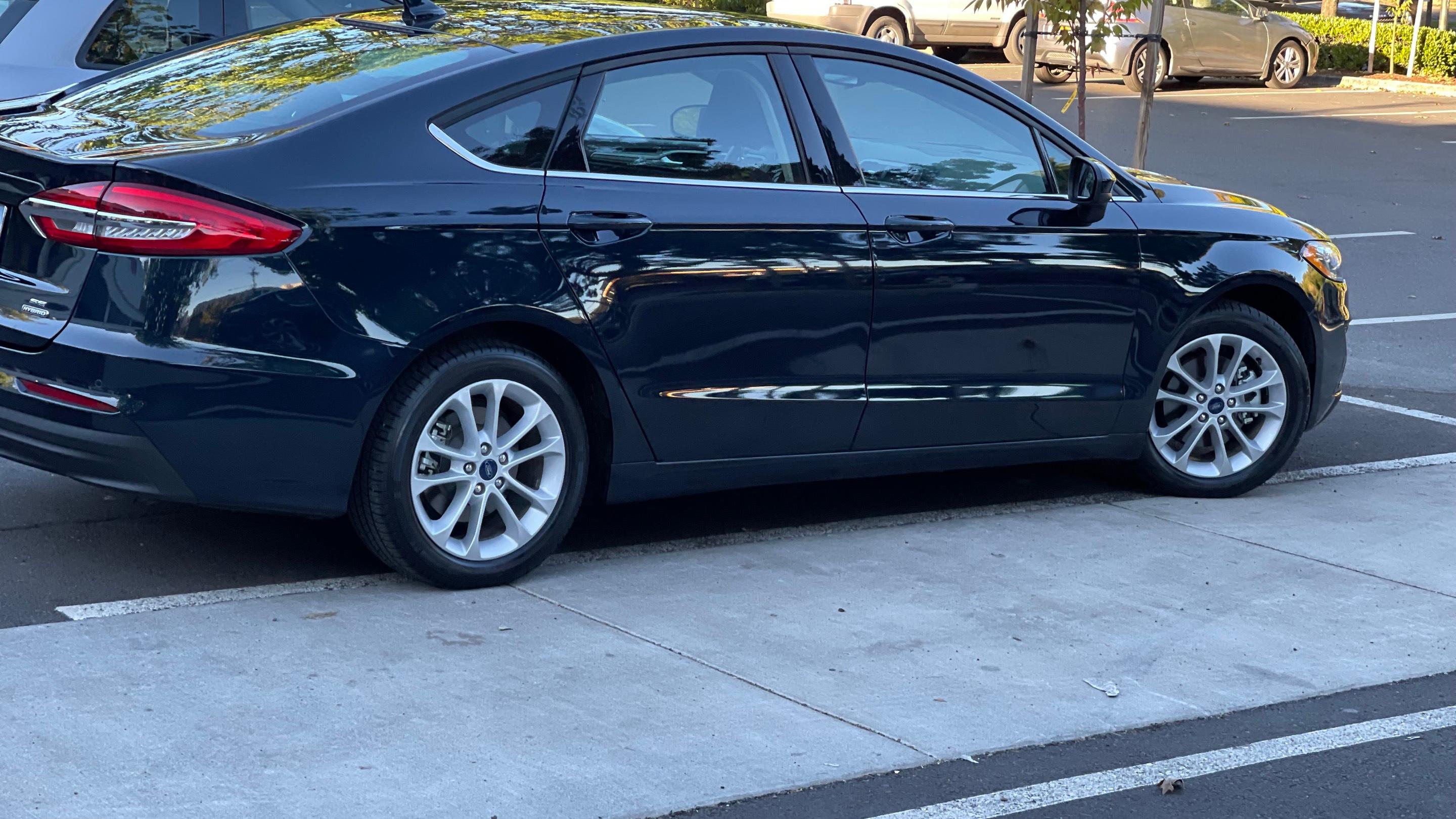 Ford Fusion Hybrid 2020 rental in Detroit MI by Andrew O. Turo