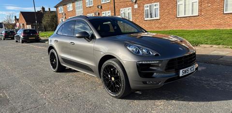Porsche Macan 2015 rental in Northolt, ENGLAND by Malik A. | Turo