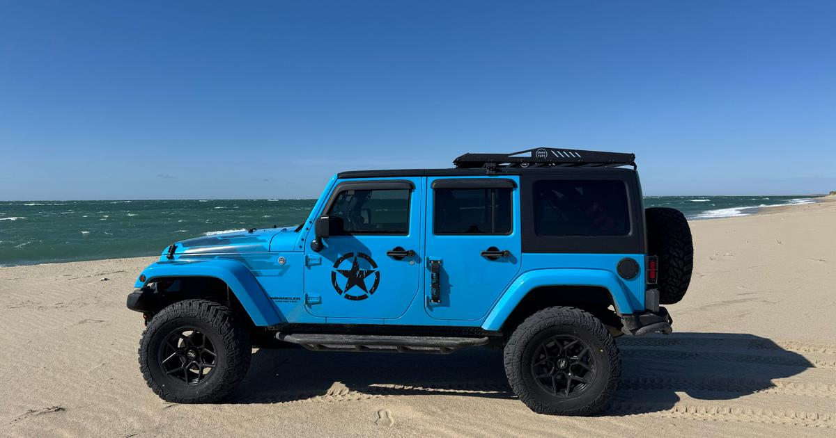 Jeep Wrangler Unlimited 2017 rental in Nantucket, MA by Kleyton | Turo