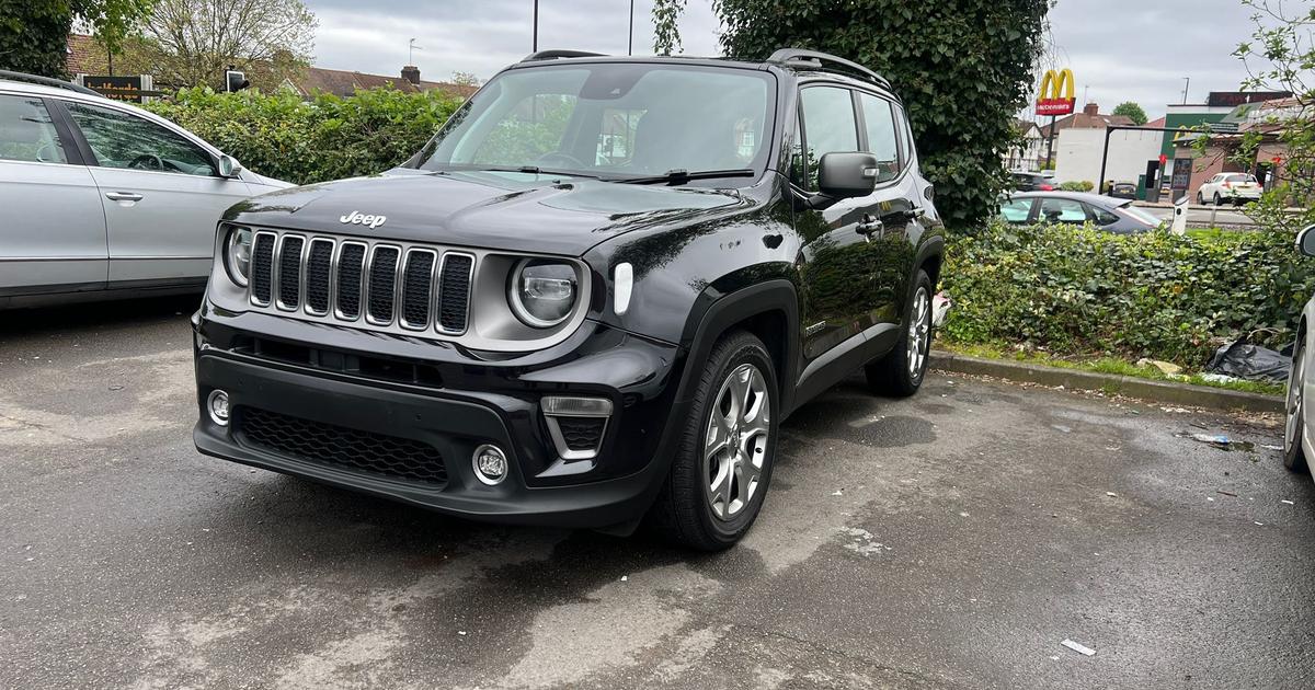 Jeep Renegade 2021 rental in London, ENGLAND by Latoya C. | Turo