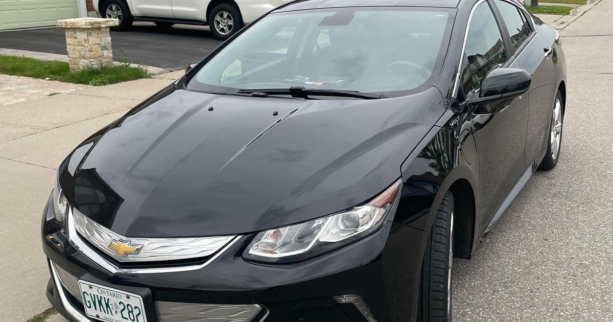 Chevrolet Volt 2017 rental in Kitchener, ON by Hasan A. | Turo