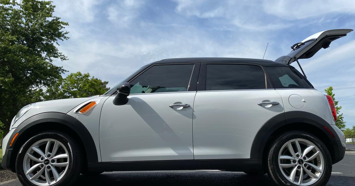 MINI Countryman 2014 rental in Columbus, OH by Robert G. | Turo