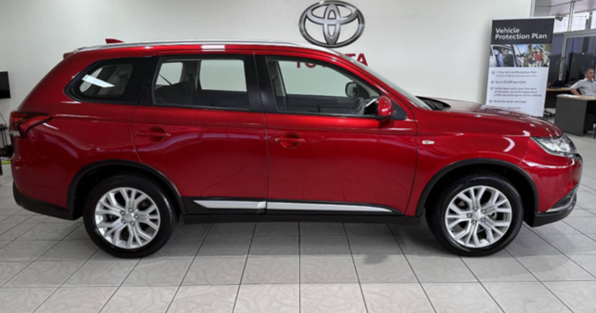 Mitsubishi OUTLANDER 2020 rental in Paget, QLD by Oasis Car Hire Mackay ...