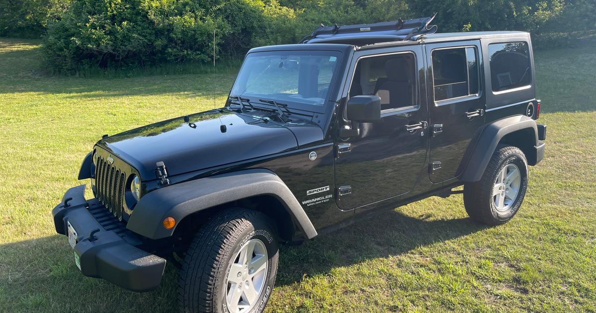 Jeep Wrangler Unlimited 2017 rental in Nantucket, MA by Eladio S. | Turo