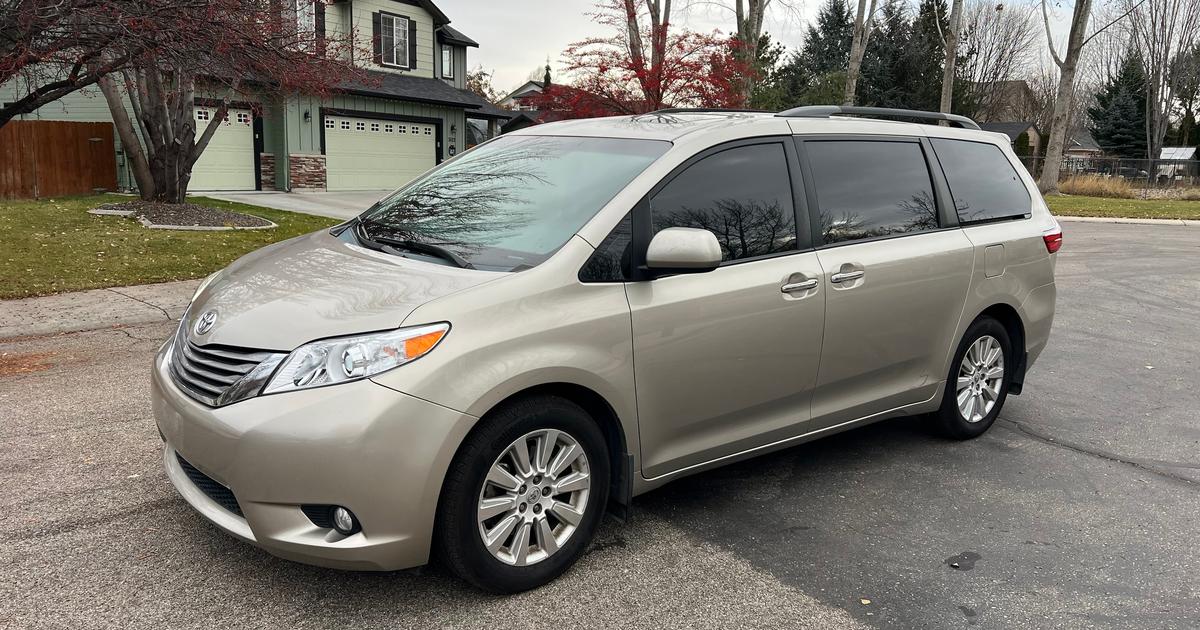 Toyota Sienna 2015 rental in Nampa, ID by Richard | Turo