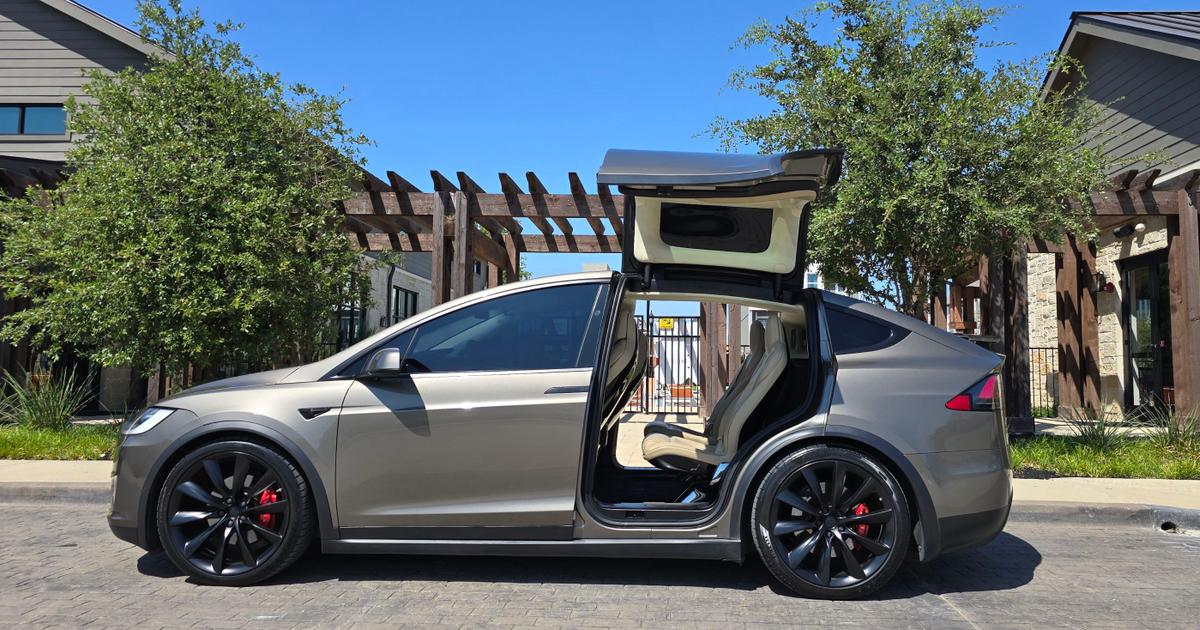 Tesla Model X 2016 rental in Dallas, TX by Craig P. | Turo