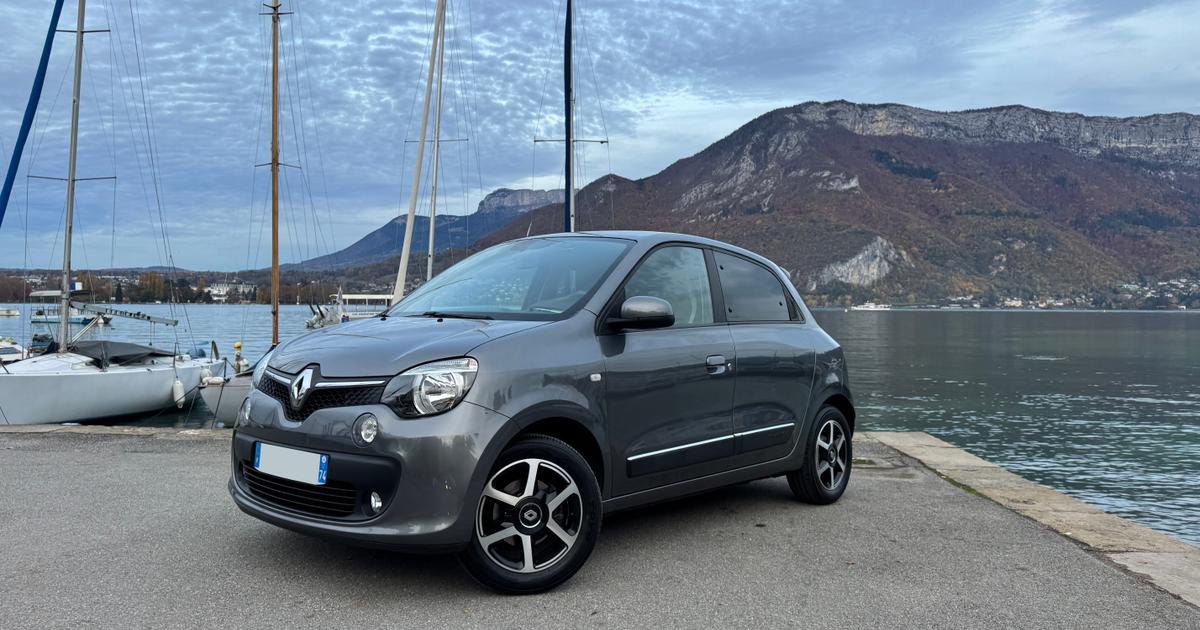 Location de Renault TWINGO III 2017 à Annecy (AUVERGNE-RHÔNE-ALPES) par ...