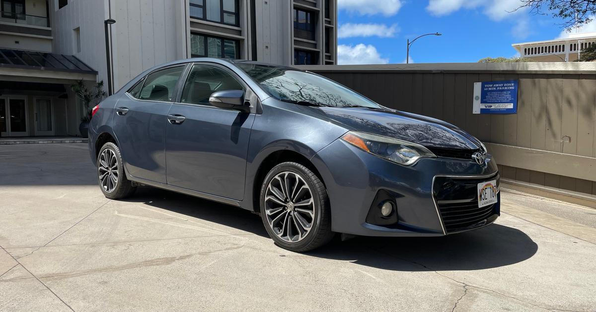 Toyota Corolla 2015 rental in Honolulu, HI by Jeffrey W. | Turo