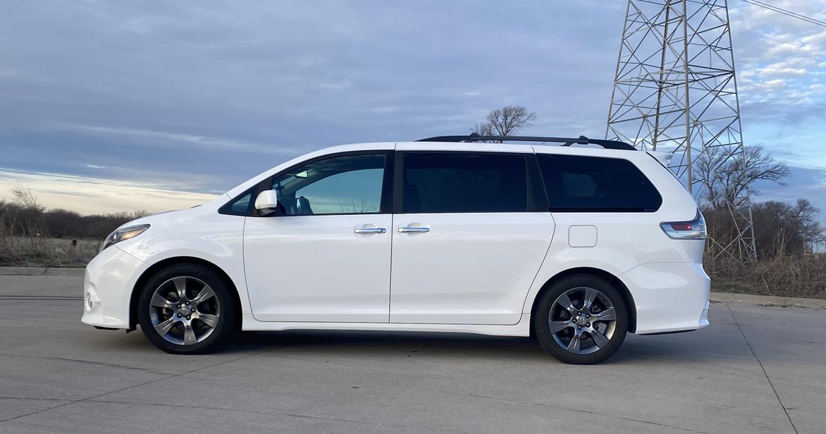 Toyota Sienna 2016 rental in Northlake, TX by Dorian C. | Turo