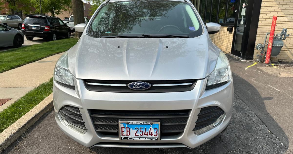 Ford Escape 2015 rental in Skokie, IL by Albert Y. | Turo