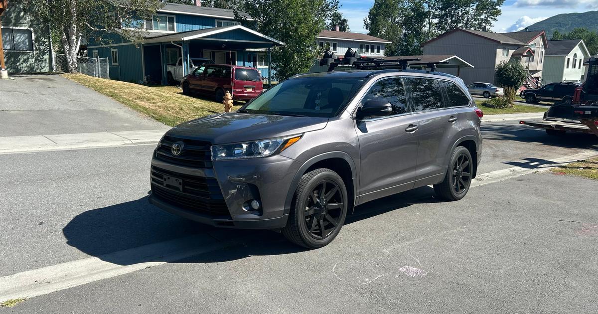 Toyota Highlander 2017 rental in Anchorage, AK by Joshua | Turo