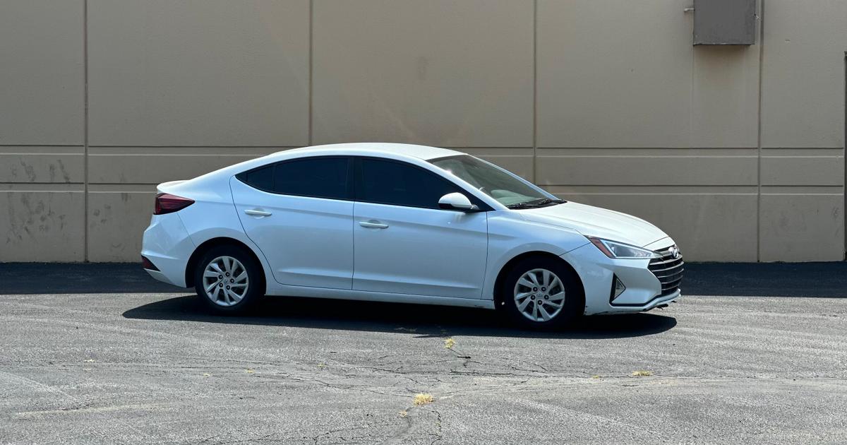 Hyundai Elantra 2020 rental in Oak Lawn, IL by Jesus L. | Turo