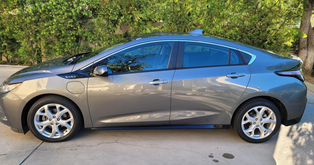 Chevrolet Volt 2017 rental in Marina del Rey, CA by Vroom Cars L. | Turo